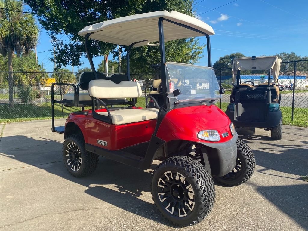 2017 E-Z-GO RXV Electric – 3K GOLF CARTS
